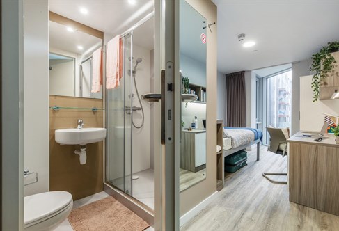 Circus Street (nominated private halls)